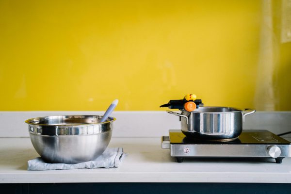 Induction Cooktop vs Electric: Power Consumption & Efficiency Guide